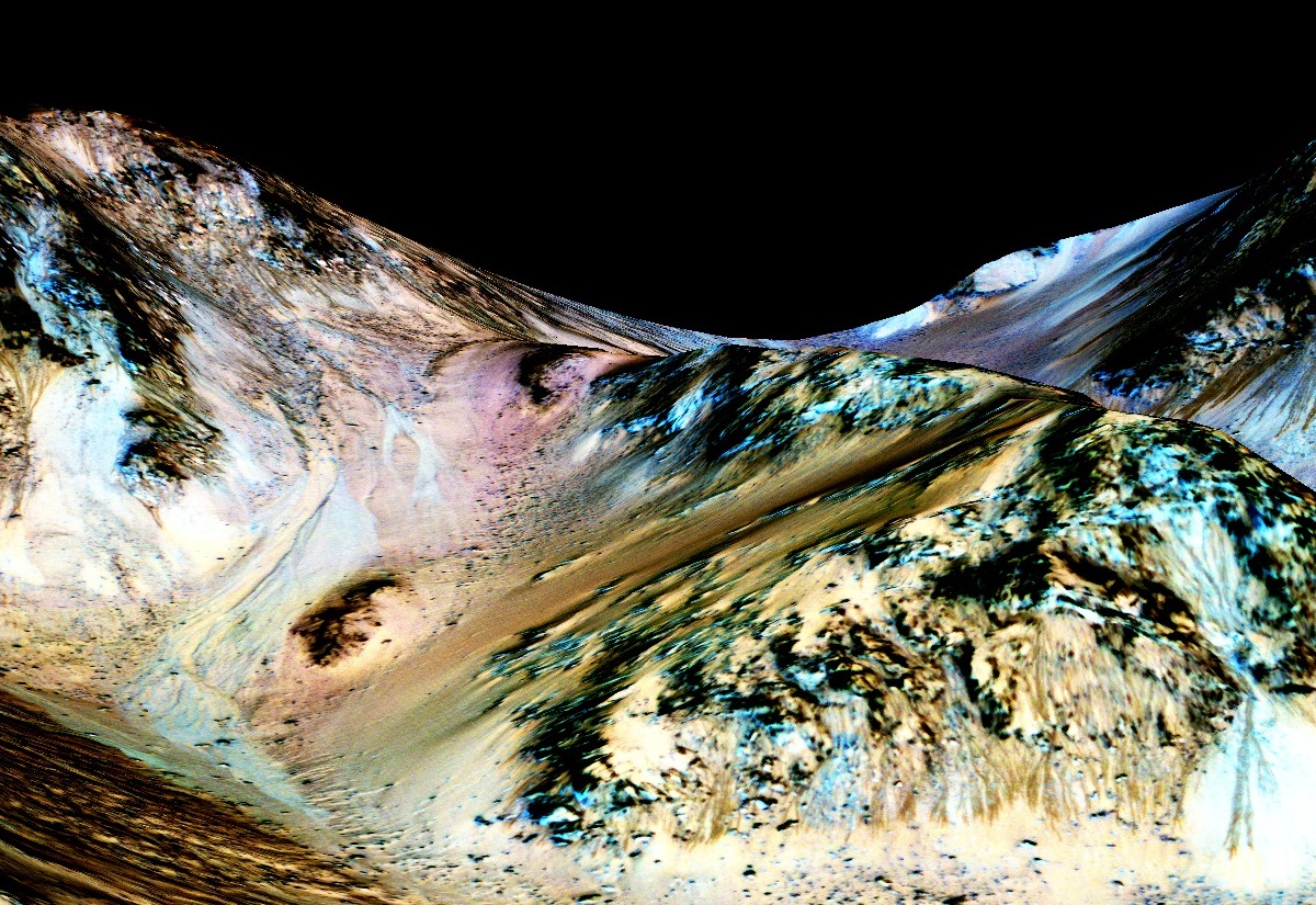 Mars-mysteeri: Väkevä suolaliuos virtaa punaisen planeetan rinteillä ...